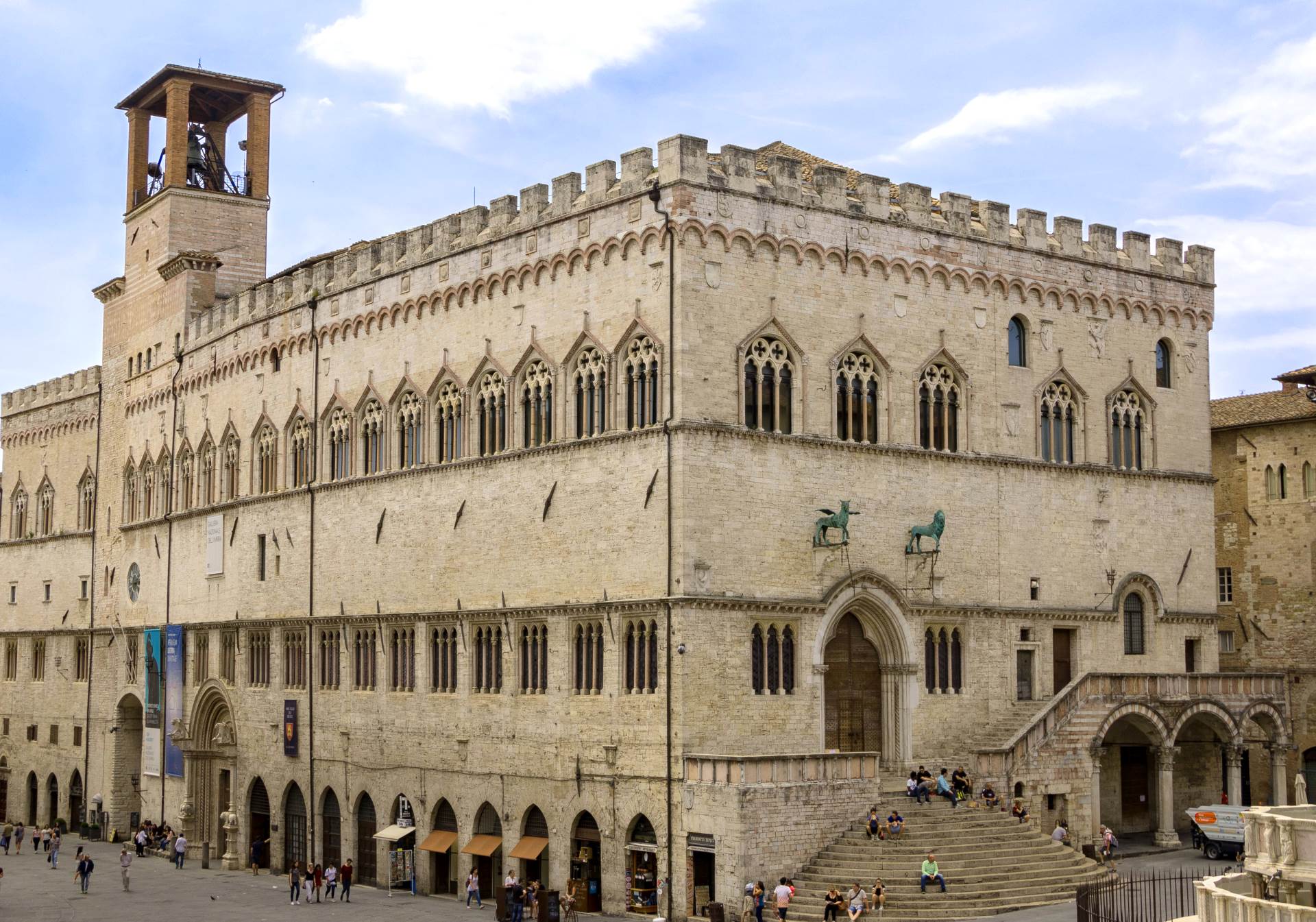 Palazzo Dei Priori Meditravel palazzo-dei-priori-meditravel